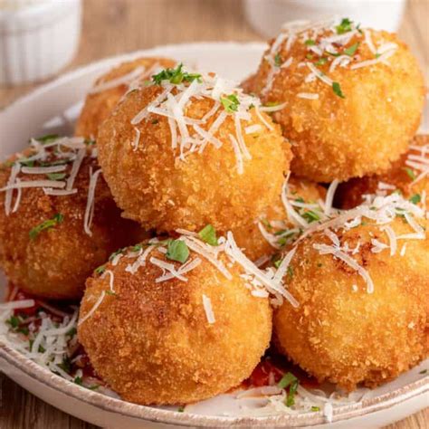 Classic Italian Arancini Recipe Crispy Italian Rice Balls