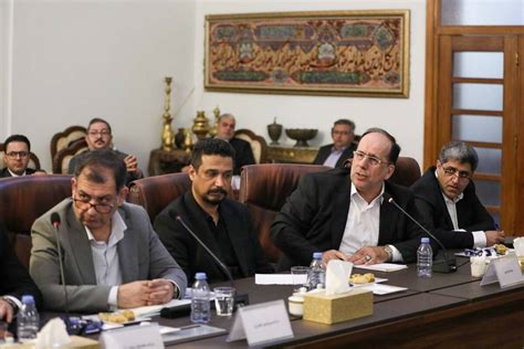 حضور دکتر مرتضی پویان موسس گروه توزین شرکت فرد ایران به همراه رئیس