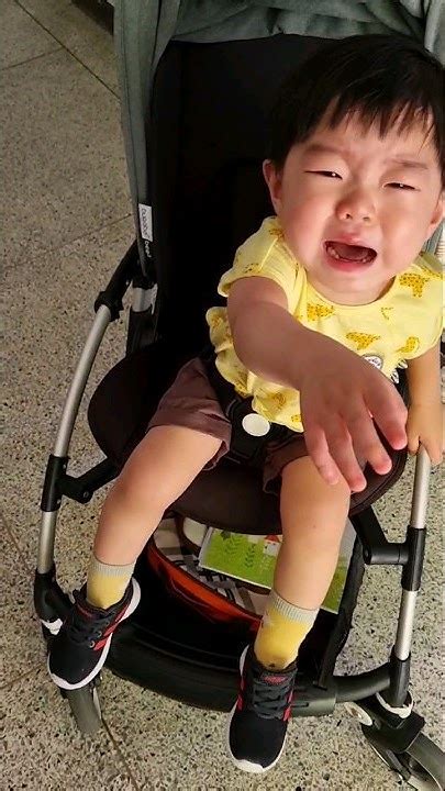 어린이집 5일차등원할 때만 엄청 울고 막상 들어가면 잘 지냄 Youtube