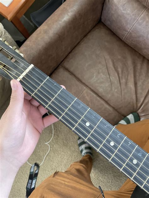 Just got this guitar and the guy was nice enough to mark the frets! : r ...