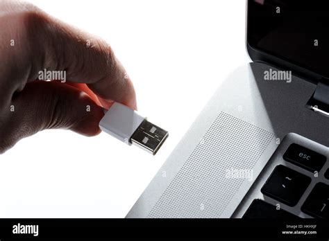 Insert Usb Stick