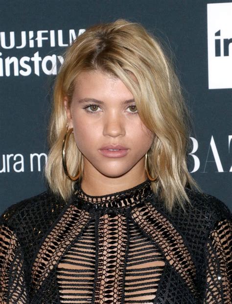 Sofia Richie Grainge Chopped Her Hair For The Summer While Vacationing