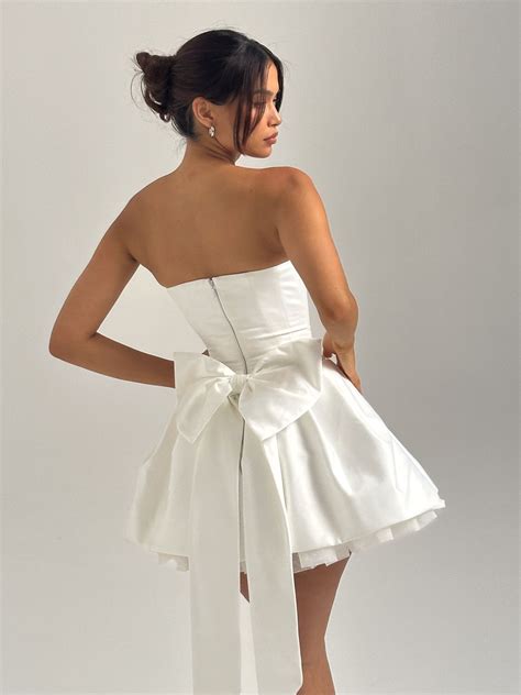 Pin By Kelly Smith On My Style Short White Dress Wedding Short