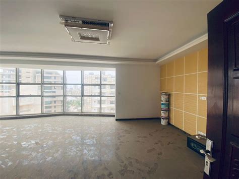 Appartement F4 Pour Bureau Keur Goor Gui à Cité Keur Gorgui