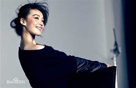 刘丛丹黑白诱惑素颜照 刘丛丹黑白诱惑素颜照相册 万佳直播吧