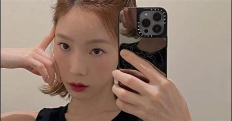 아이돌 대표 슬렌더 태연 양갈래로 완성한 인형美