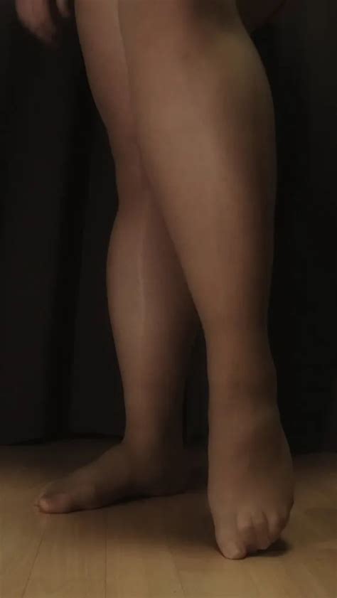 Hotpants And Shiny Pantyhose 14 Pics Xhamster
