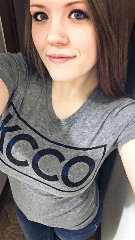 Fun Cute Smile Sexy Hot Girl Photos Ichive Elizkate