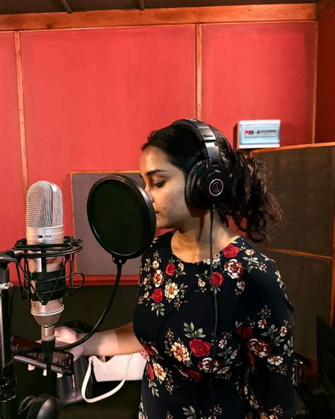 Reeni De Silva Reenidesilva • Instagram Photos And Videos