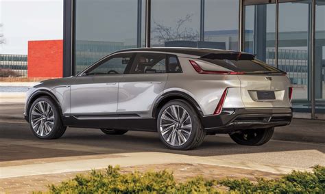 Cadillac Debuts Lyriq Brands First Fully Electric Vehicle