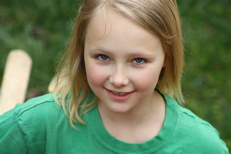 Tales Of The Munch Bunch Sweet Girls