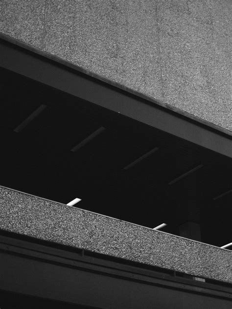 건물에 있는 시계의 흑백 사진 사진 Unsplash의 무료 화이트 미학 이미지