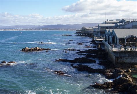 Filemonterey Bay 12175 Wikimedia Commons