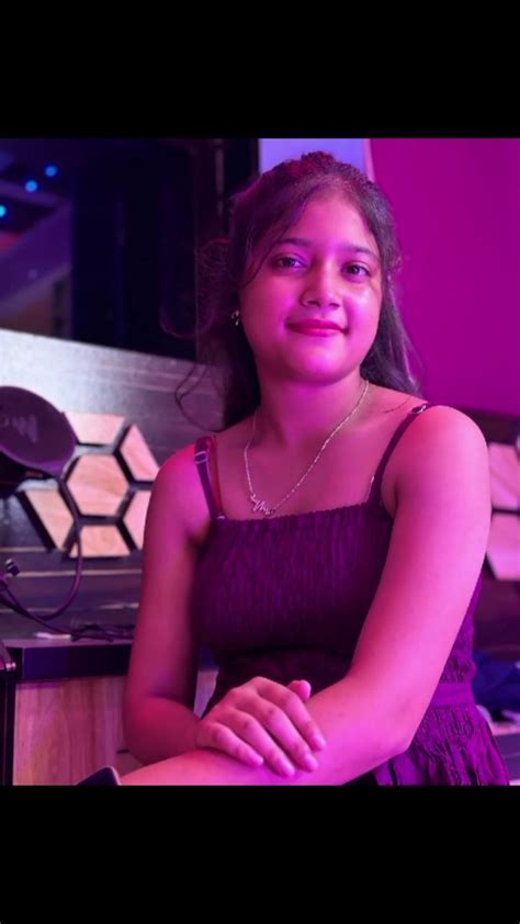 Gupta Nibha Goodlifenibha • Instagram Photos And Videos