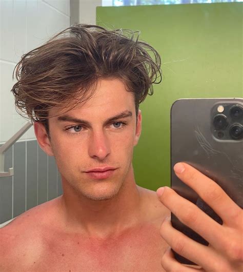 Joel Weyer Ilustrasi Karakter