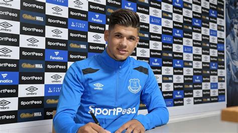 Teenage Striker Mathis Joins Everton Fourfourtwo