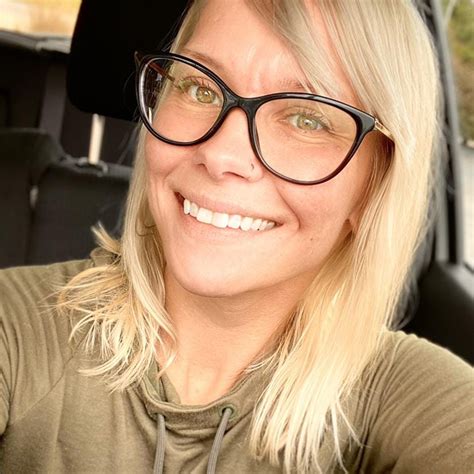 Book Services In Barberton Oh With Kimberly Ann H Kimberly10287