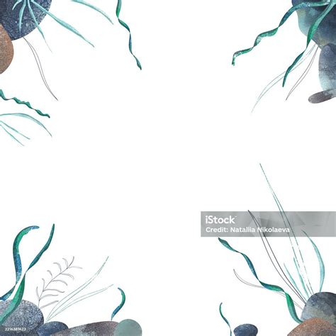 수채화 해초와 바위가 부드러운 파란색 수중 장면으로 둘러싸여 있습니다 어린이 스타일의 손으로 그린 디지털 일러스트레이션 어린이 장식 책 및 교육 자료에 이상적 2 3 살에