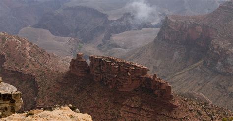 거친 지형 건조한 기후 경치 경치가 좋은 고원 관광 관광 명소 광야 국립 공원 그랜드 캐년 남서부 네바다 돌 땅 메마른 모험 미국 미국 남서부