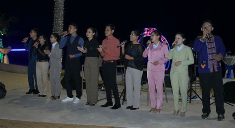 ထိုင်းစစ်ဦးစီးချုပ်ကို မြန်မာစစ်ခေါင်းဆောင်က ငပလီတွင် ညစာစားပွဲဖြင့် ကြိုဆိုဧည့်ခံ ဓာတ်ပုံ