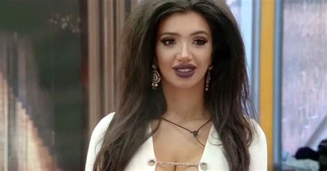 Chloe Khan Gets X Rated As She Shows Off Enormous Cleavage For