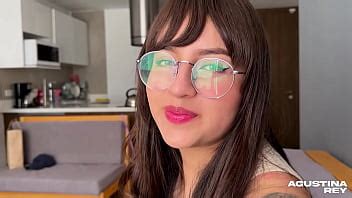 Le follo el coño a mi vecina universitaria y me corro dentro para preñarla XNXX COM