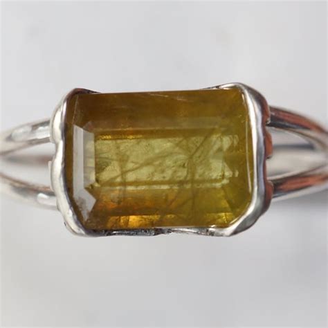 Sphene Gold Ring Etsy
