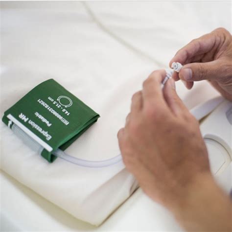 Монитор пациента МРТ совместимый Mr400 Philips Invivo амагнитный