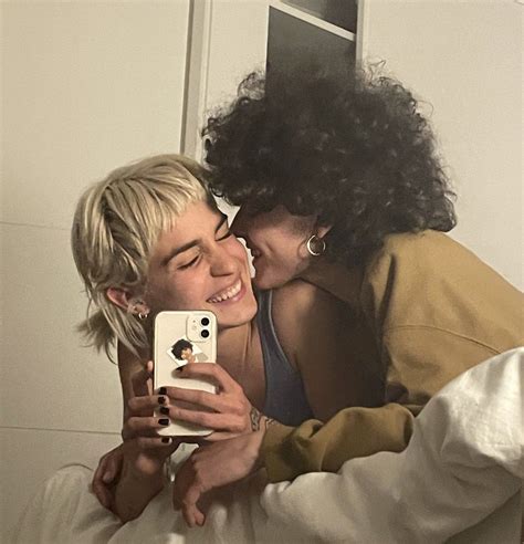 Natalia Lacunza Girls In Love Lesbian Couple Cute Couples