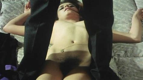 Naked Ursula Blauth In Die Nackte Gräfin