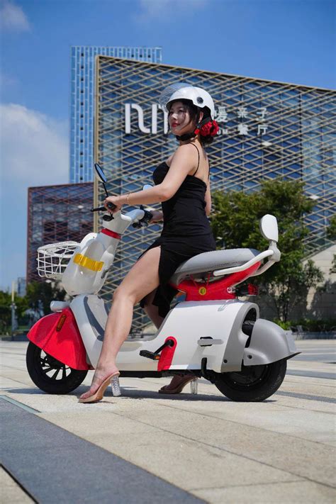 Xe đạp điện hot girl K Pro có ưu điểm nổi bật gì mà đang hot hòn họt