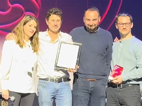 Clever Age Make It Clever