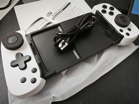 D6 Wireless Stretching Extendable Gaming Controller Video Gaming