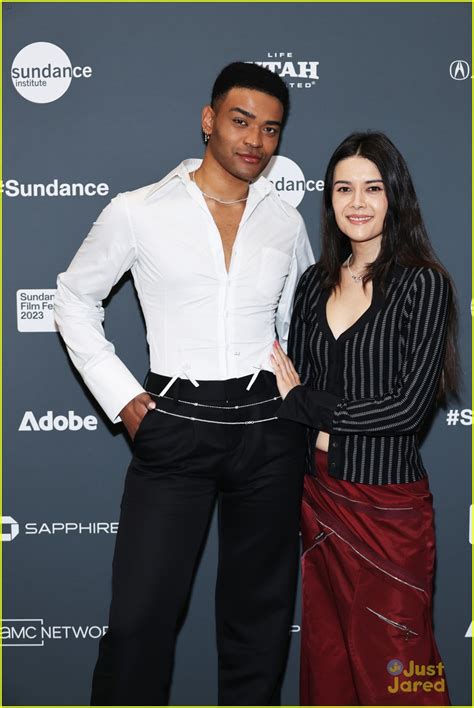 Zoey Deutch Supports Boyfriend Jimmy Tatro And The Politician Co Star