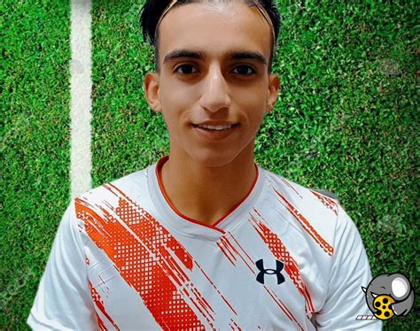 فوتبالیست امیر محمد حسینی به بصیر اهواز فیلو