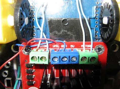 arduino набор для сборки 2wd робота с контроллером arduino uno умная машина