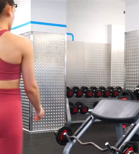 EZ Bar Curl Video Leg Workout Hiit Workout Fitness Body