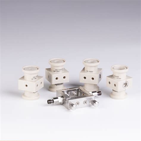 Holder For Single Use Flow Cell Ecom Spol S Ro