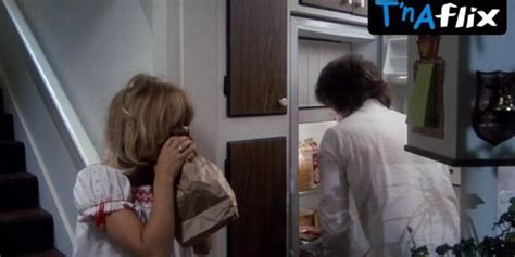 Goldie Hawn Thong Scene In Overboard Goldie Hawn Thong Scene In Overboard