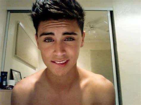 َأحِنَــاْ بٌتــَوّعً الـمٌـهــرجٌــنُــاتًَ