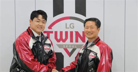 도박에 가깝다 장현식의 파격적인 무옵션 52억원과 Fa 시장의 나비 효과 [is 포커스]