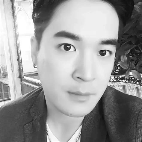 이대용 Lee Dae Yong Lyrics Songs And Albums Genius