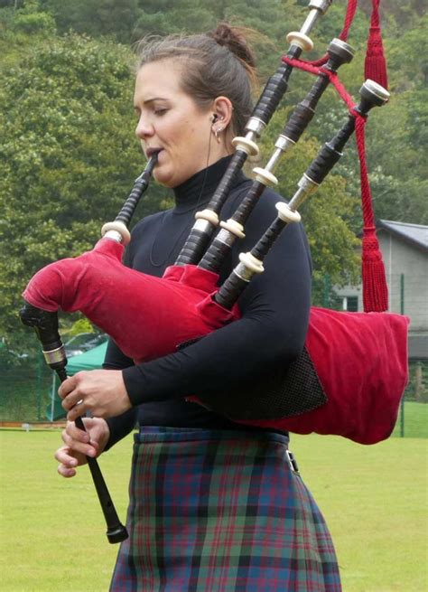 Calum Brown Takes The Lonach Bagpipe News