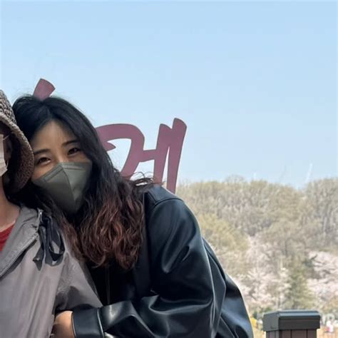 코딱지 파는 일상 J Yondi • Threads Say More