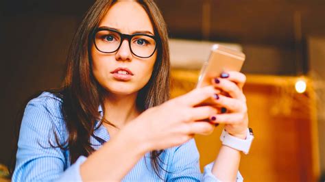 11 Things People Do With Money That Make Frugal People Deeply Uncomfortable Yourtango