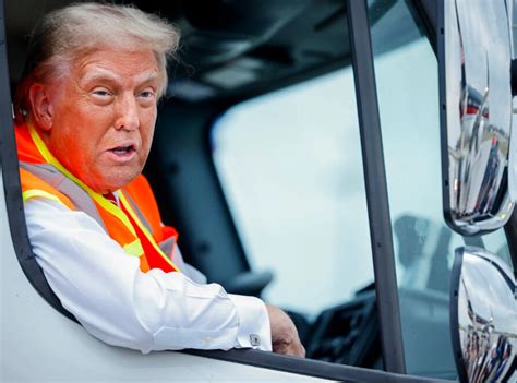 Donald Trump Truck Memes Politics Trump Truck Memes And S Imgflip