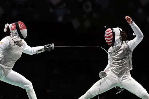 Olympic Fencing Differences Between The Foil épée Sabre
