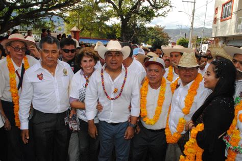 Se Recuperó La Tradición Del Paseo Del Pendón Alcalde De Chilpancingo