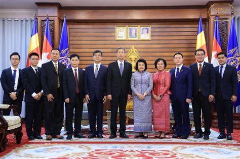 សម្តេចរដ្ឋសភាធិបតី ឃួន សុដារី