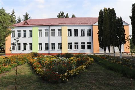 Пошкоджений під час війни ліцей у Талалаївці готовий до нового навчального року Читайте на Ukr Net